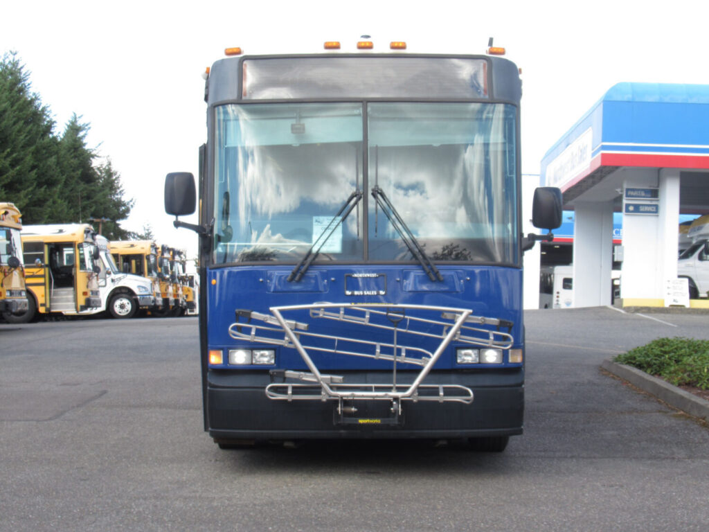 2005 MCI D4500 57 Passenger ADA Motorcoach - C56543 | Northwest Bus ...