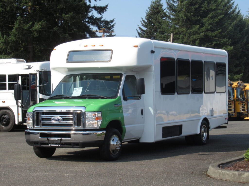 2015 Ford Starcraft Allstar 21 Passenger Shuttle Bus - S28014 ...
