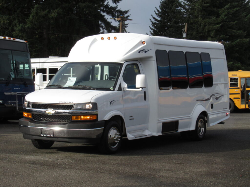 2024 Chevrolet Starcraft Starquest - 14 Passenger w/Rear Luggage ...