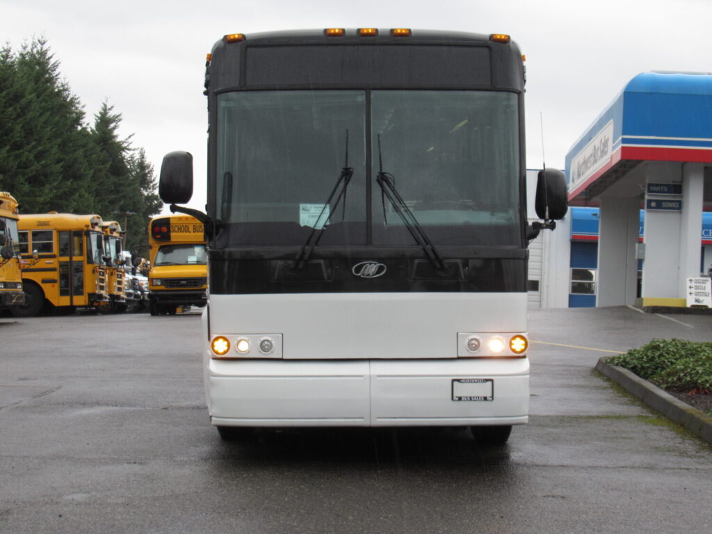 2004 MCI D4500 53 Passenger ADA Motorcoach - C56278 | Northwest Bus Sales, Inc