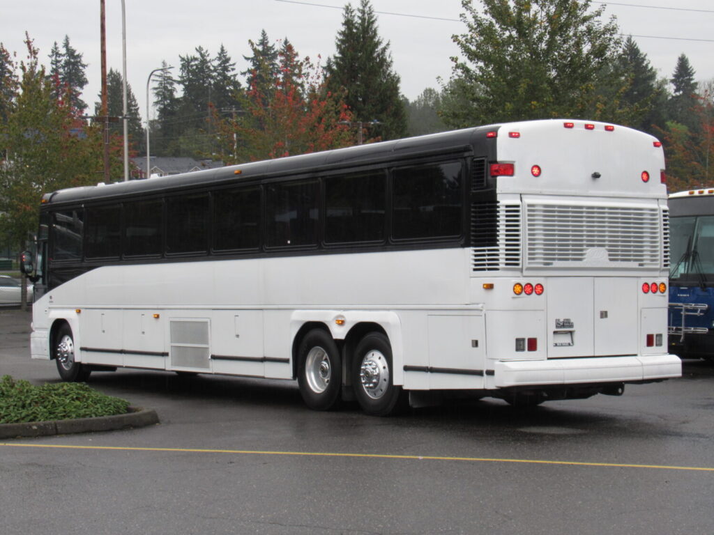2004 MCI D4500 53 Passenger ADA Motorcoach - C56278 | Northwest Bus Sales, Inc