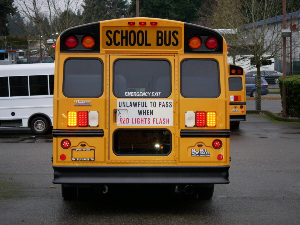 2013 Chevrolet Thomas Minotaur 20 Passenger School Bus - B86667 ...