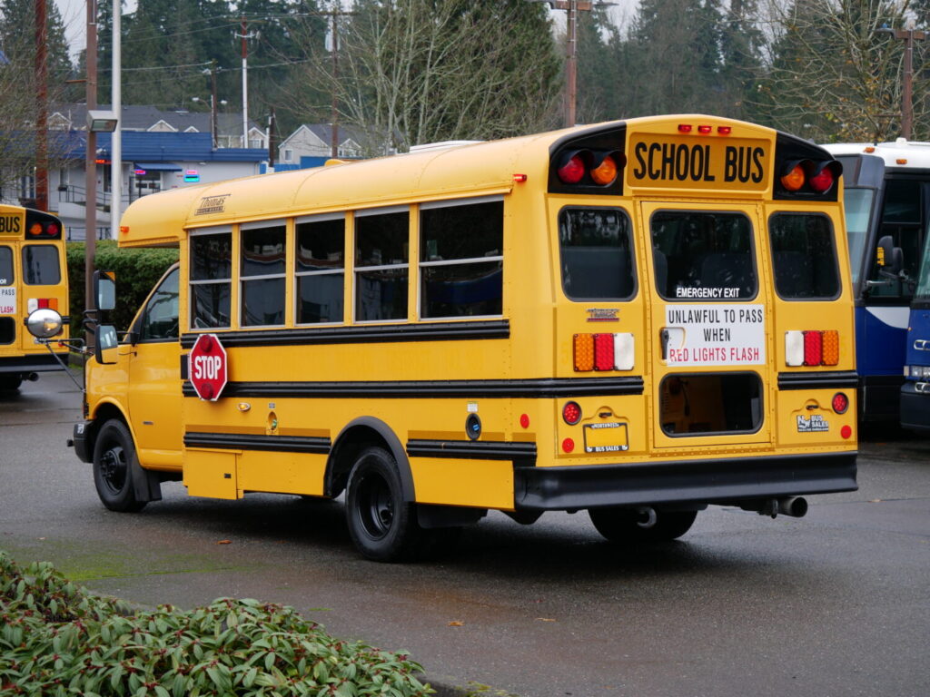 2013 Chevrolet Thomas Minotaur 20 Passenger School Bus - B86667 ...