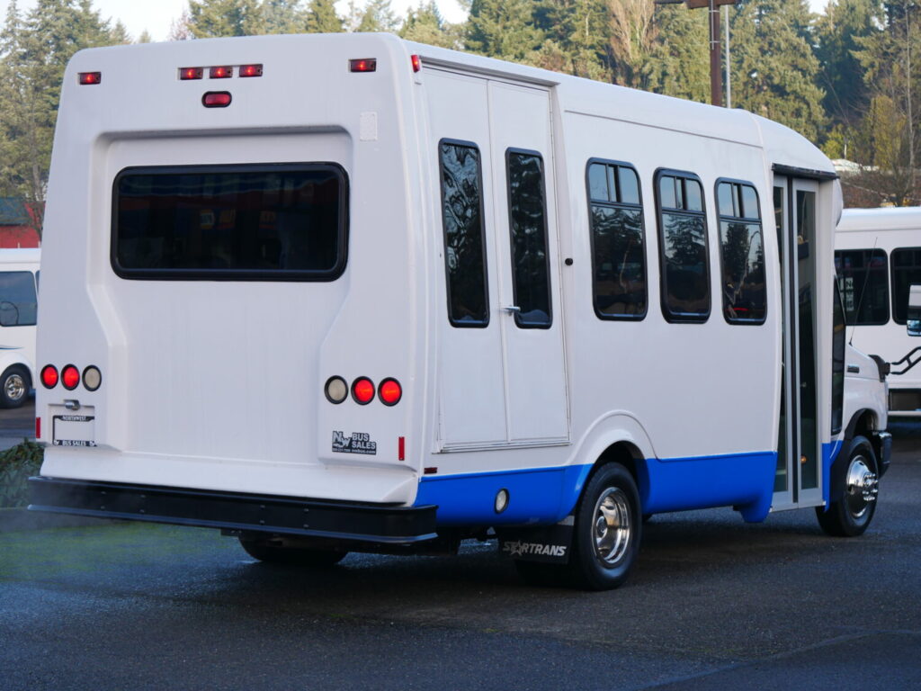 2008 Ford Startrans 10 Passenger + 2 Wheelchair Shuttle Bus - S23575 ...