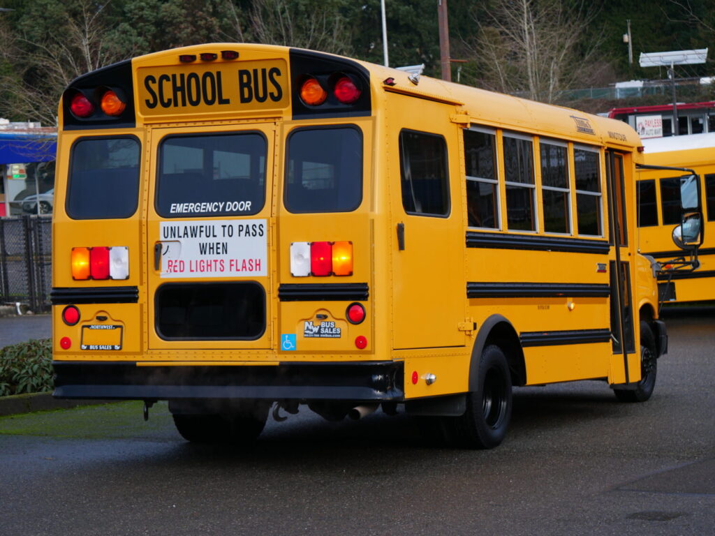 2012 Chevrolet Thomas Minotaur 16 Passenger School Bus - B45166 ...