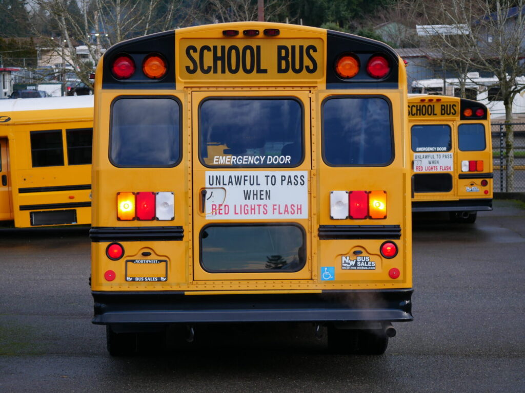 2012 Chevrolet Thomas Minotaur 16 Passenger School Bus - B45166 ...