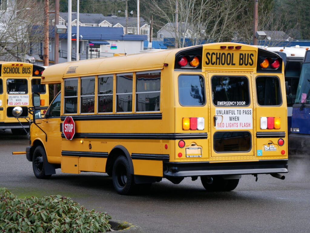 2012 Chevrolet Thomas Minotaur 16 Passenger School Bus - B45166 ...