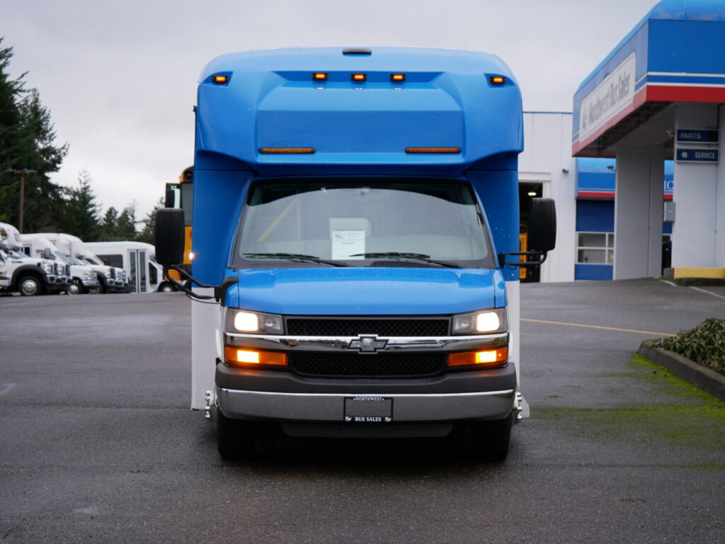 2016 Chevrolet Glaval Titan II 14 Passenger Shuttle Bus - S39040 ...