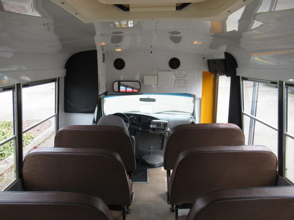 2002 Ford Girardin 20 Passenger School Bus - B20952 | Northwest Bus ...