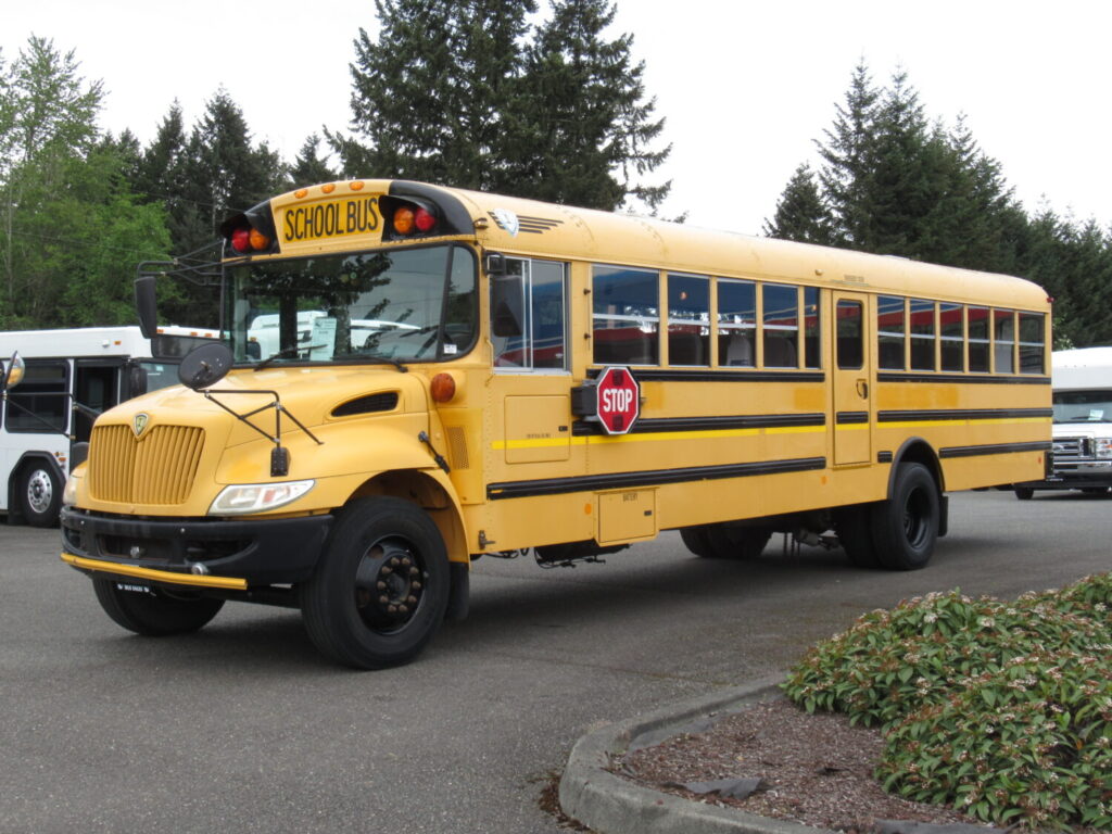 2009 IC CE300 - 12 Row School Bus - B14792 | Northwest Bus Sales, Inc
