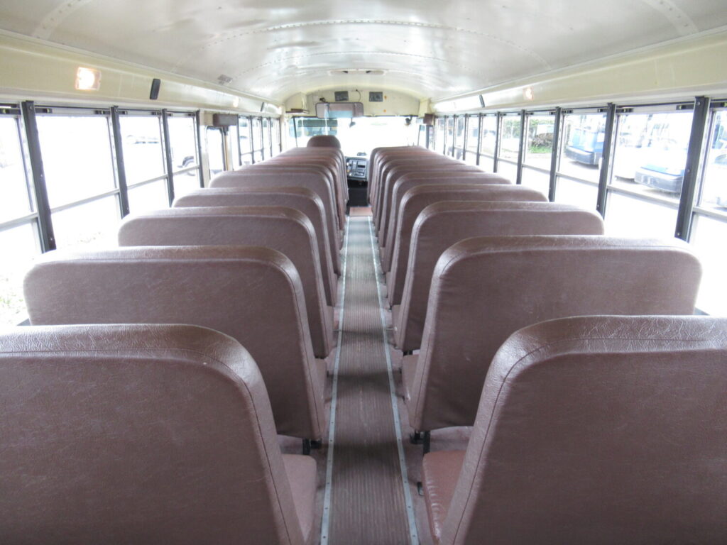 2009 IC CE300 - 12 Row School Bus - B14792 | Northwest Bus Sales, Inc