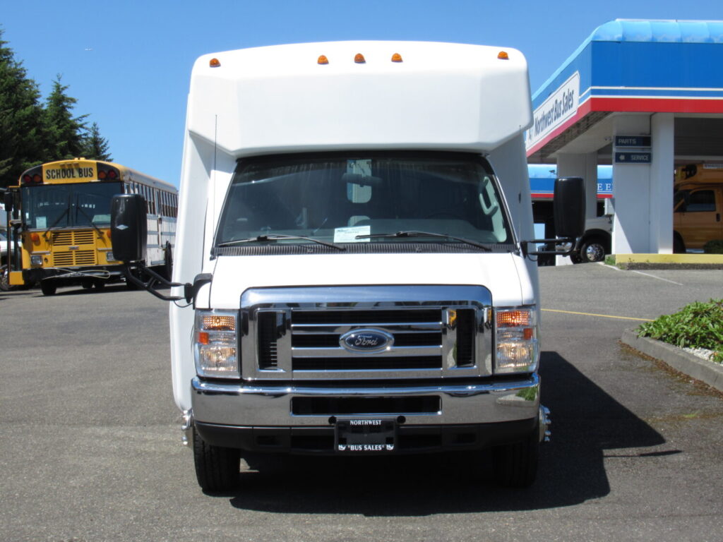 2017 Ford Diamond 24 Passenger Shuttle Bus - S49140 | Northwest Bus ...