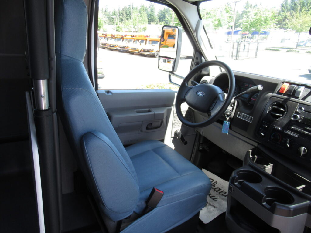 2017 Ford Diamond 24 Passenger Shuttle Bus - S49140 | Northwest Bus ...