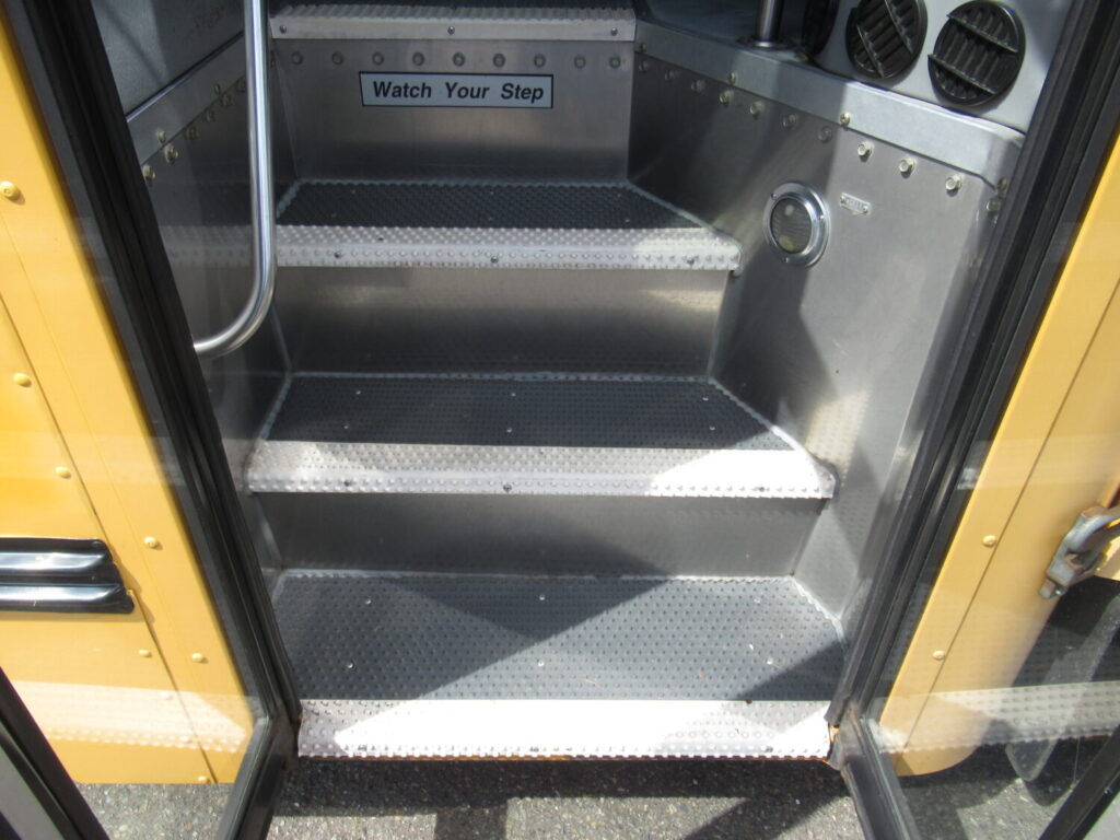 2009 Blue Bird Vision 7 Row School Bus - B54574 | Northwest Bus Sales, Inc