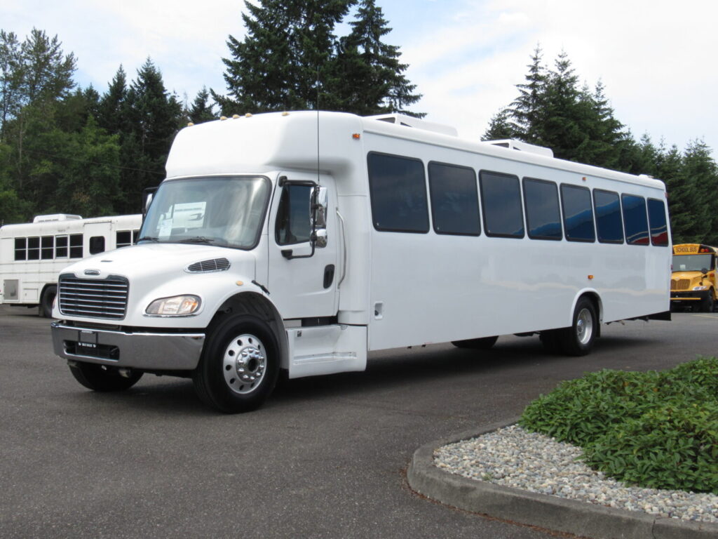 2014 Freightliner Ameritrans 39 Passenger Shuttle Bus - SP2171 ...