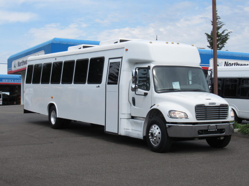2014 Freightliner Ameritrans 42 Passenger Shuttle Bus - ST3395 ...