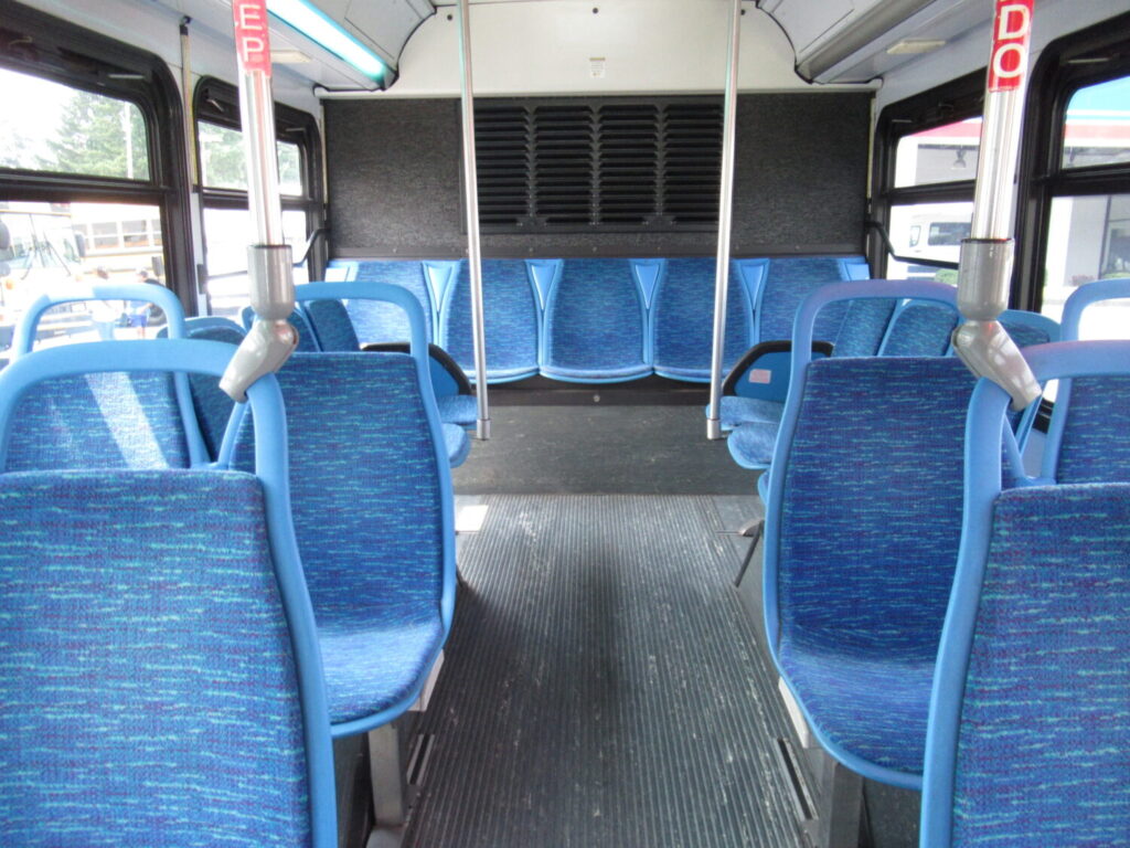 2007 Gillig Low Floor 32 Passenger ADA Transit Bus - T77860 | Northwest ...