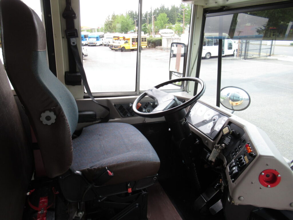 2009 IC RE300 12 Row School Bus - B00743 | Northwest Bus Sales, Inc