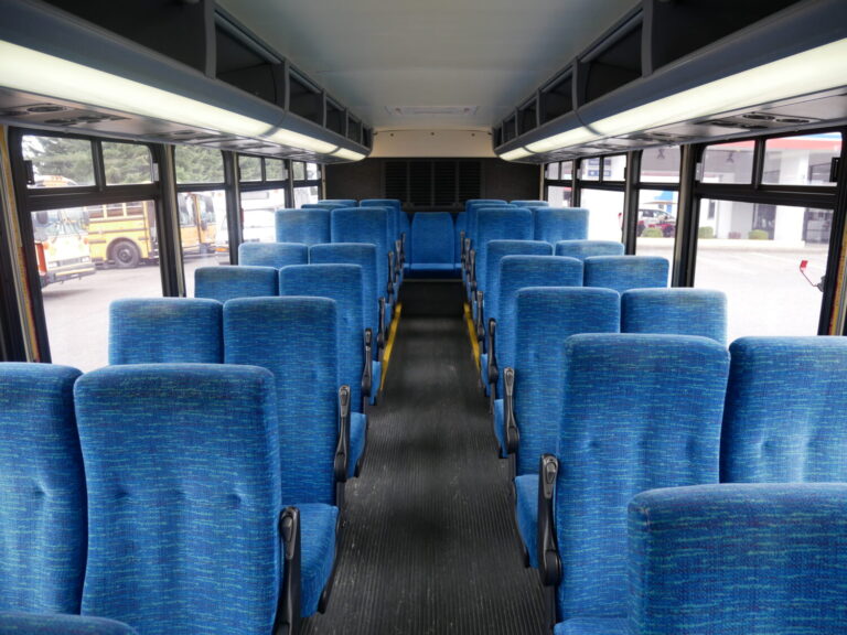 2005 Gillig Phantom 45 Passenger ADA Transit Bus - T12656 | Northwest ...