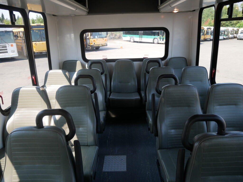 2012 Ford Eldorado Aerotech 25 Passenger Shuttle Bus - S55227 ...