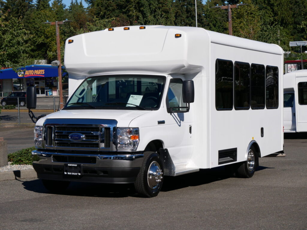 New 2025 HLE Coach 14 Passenger ADA Shuttle Bus - S33034 | Northwest ...