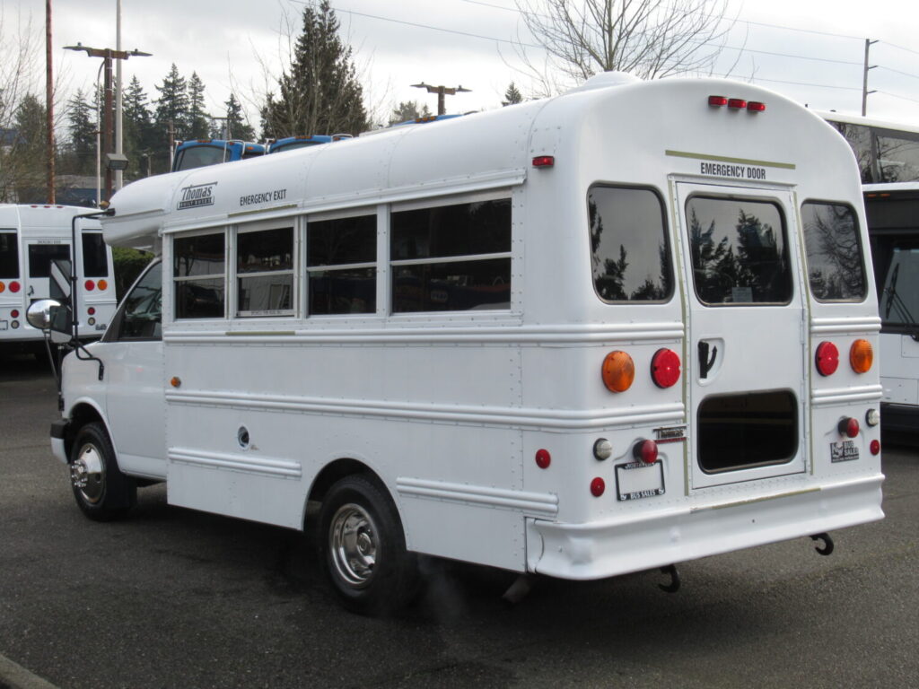 2004 GMC Thomas Minotaur 14 Passenger MFSAB - B47999 | Northwest Bus ...