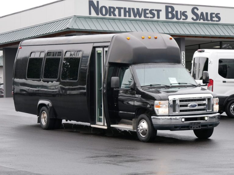 2012 Ford Ameritrans 24 Passenger + Rear Luggage Shuttle Bus - S16439 ...