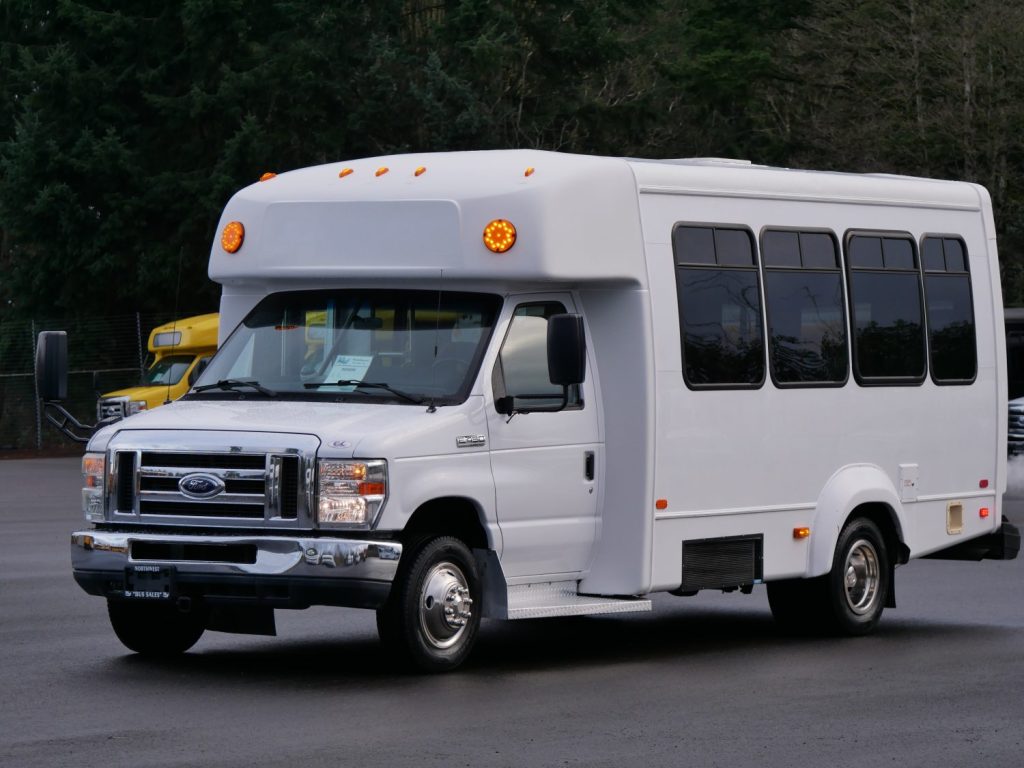 2014 Ford Elkhart Coach 12 Passenger + 2 Wheelchair ADA Shuttle Bus ...